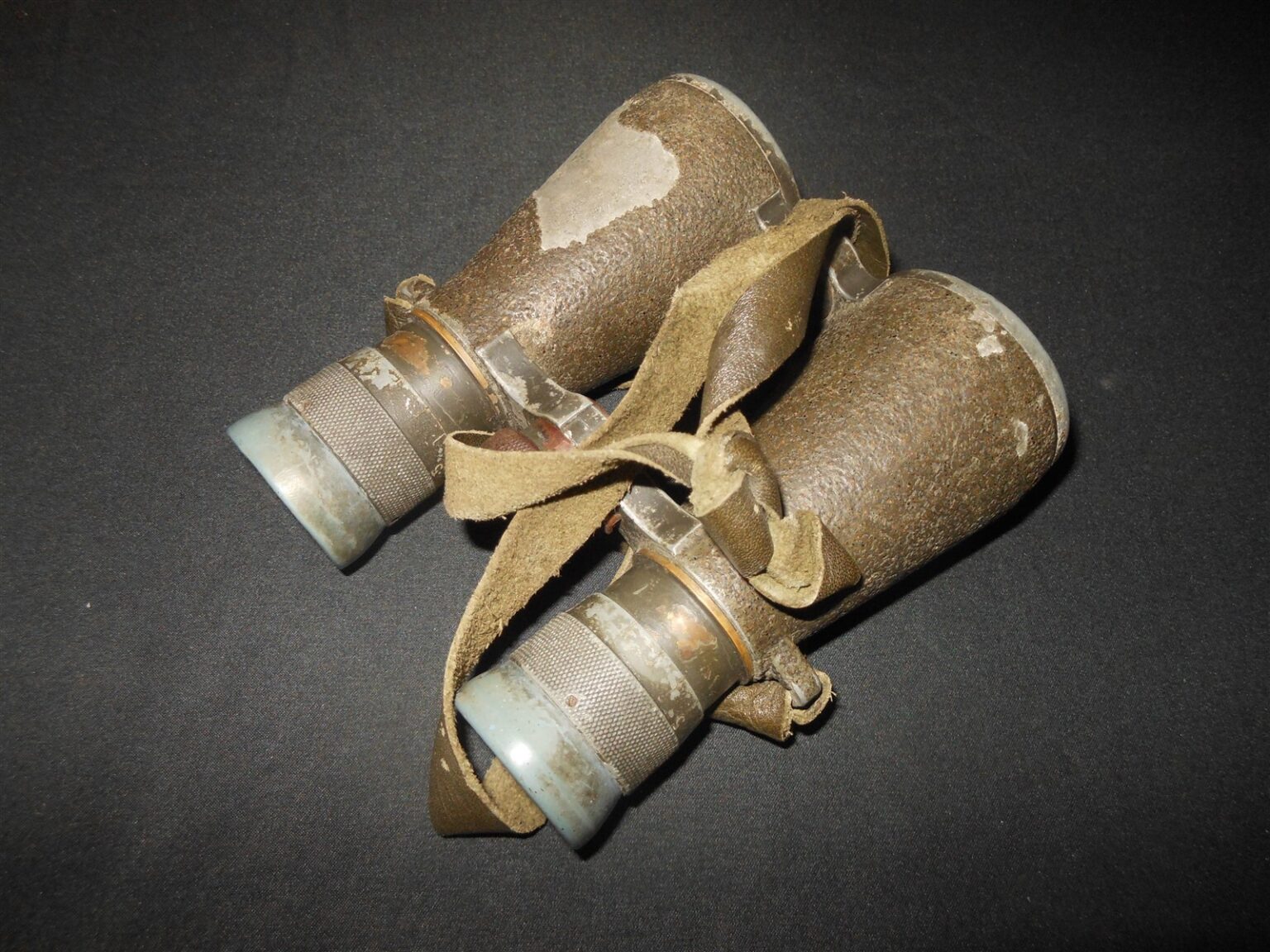 WW1 German Armee Fernglas 08 – FIELD BINOCULARS w/ LEATHER CASE – NICE!